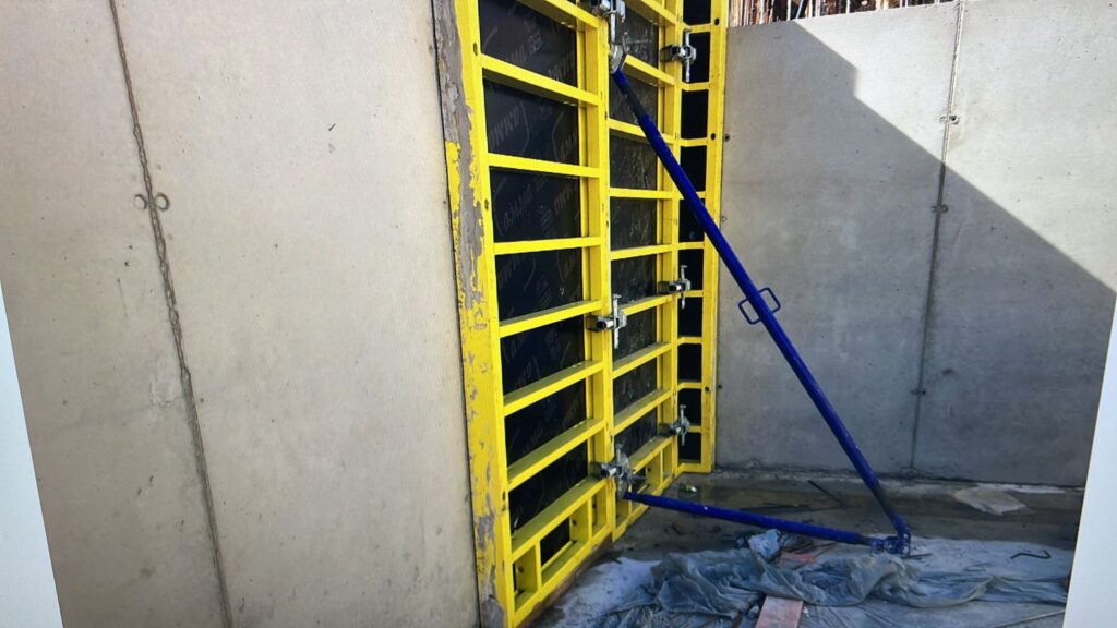 Peri Trio compatible formwork with 3m height - JH - ITC GmbH